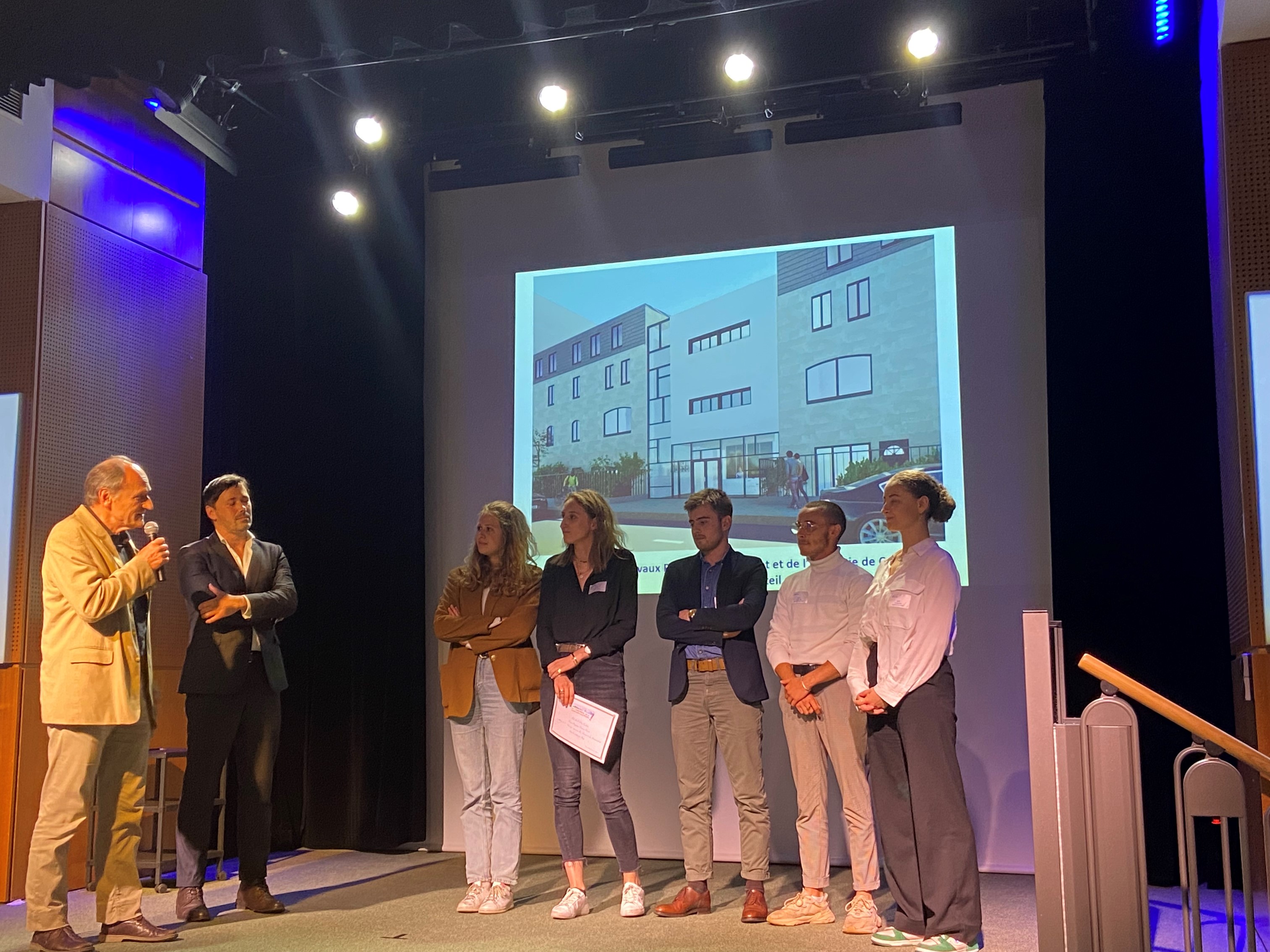 Des étudiants de l’ESTP Paris reçoivent le 1er prix du concours des ...